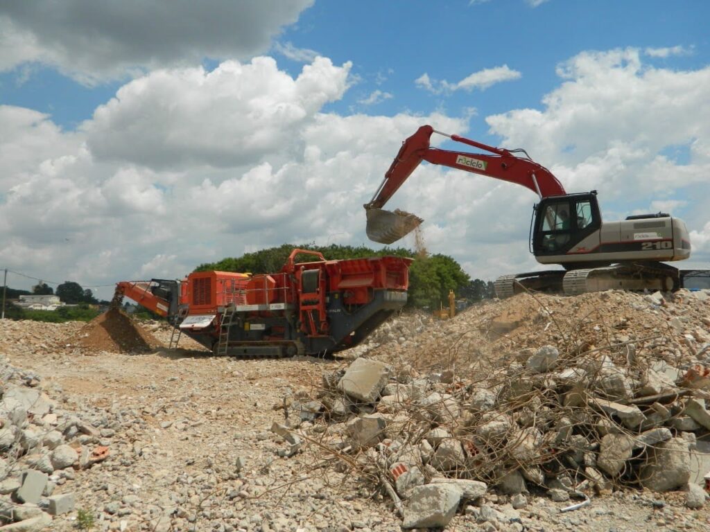 Nova usina de reciclagem de RCD - Abrecon