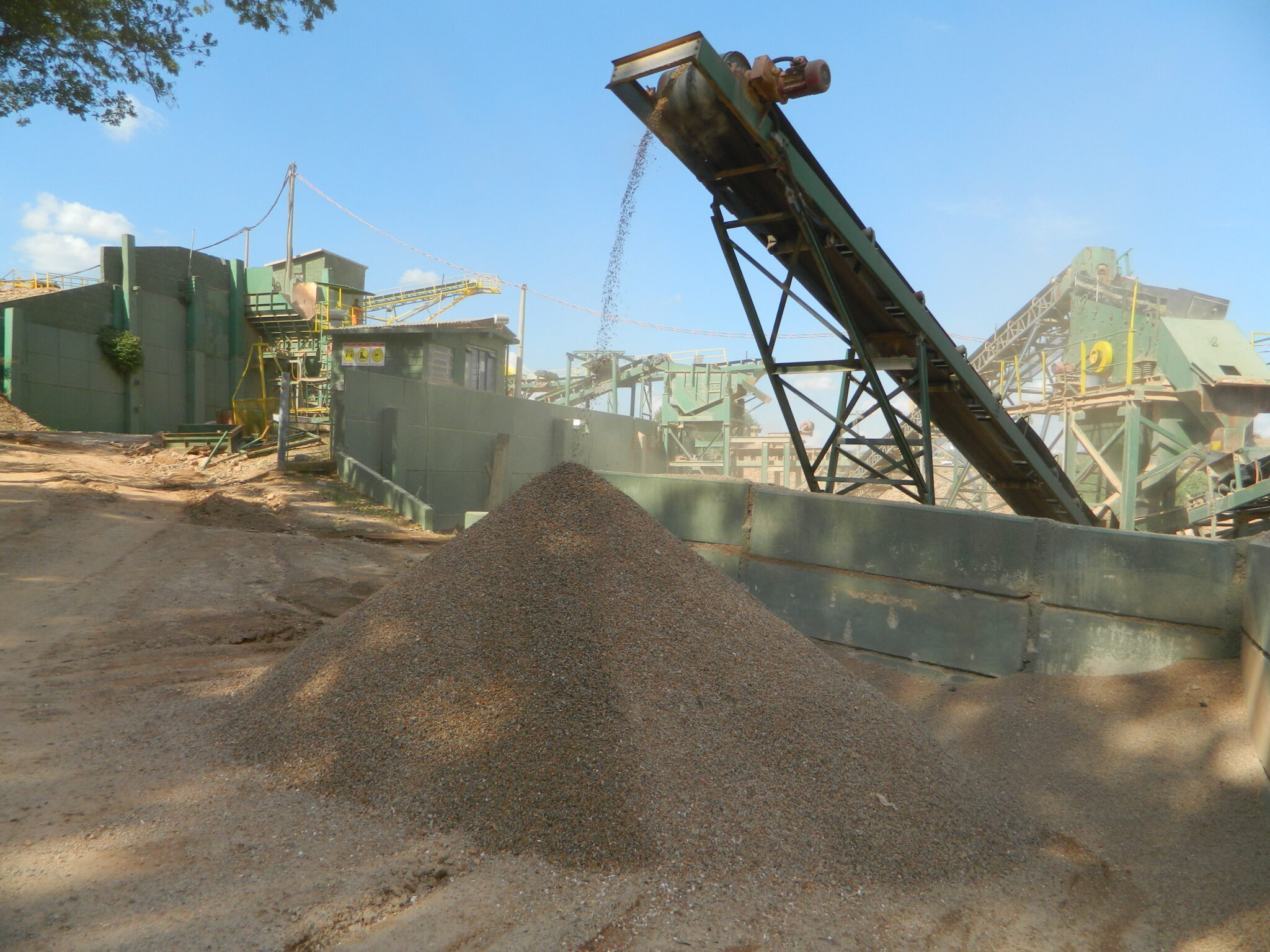 Britador de mandíbula: Econômico, fácil e eficiente - Abrecon